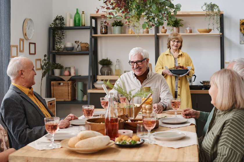 5 Dining Trends In Norcross, GA Senior Living You Will Love | TerraBella