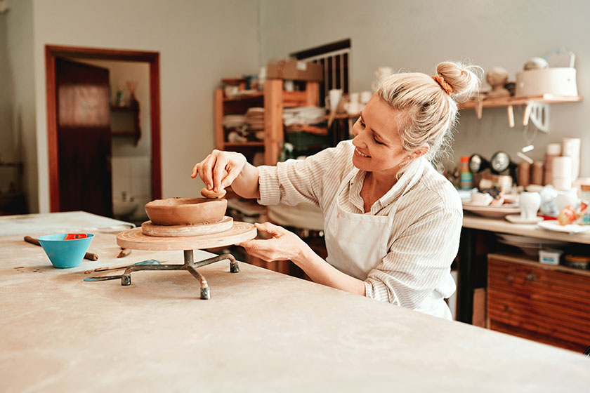 Motivating Dementia Patients for Art & Creative Activities Engagement