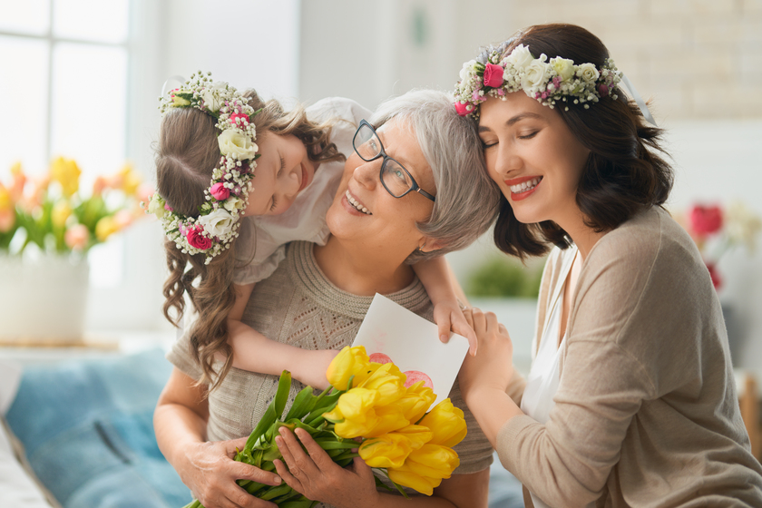 7 Mother's Day Activities To Do With Your Aging Mom | TerraBella