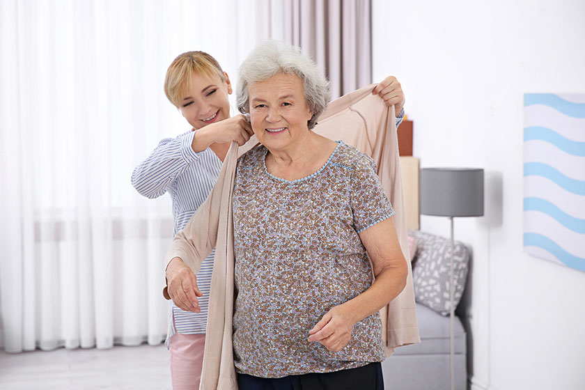 How To Build A Healthy Relationship With Your Parents' Care Team In Memory Care Homes | TerraBella