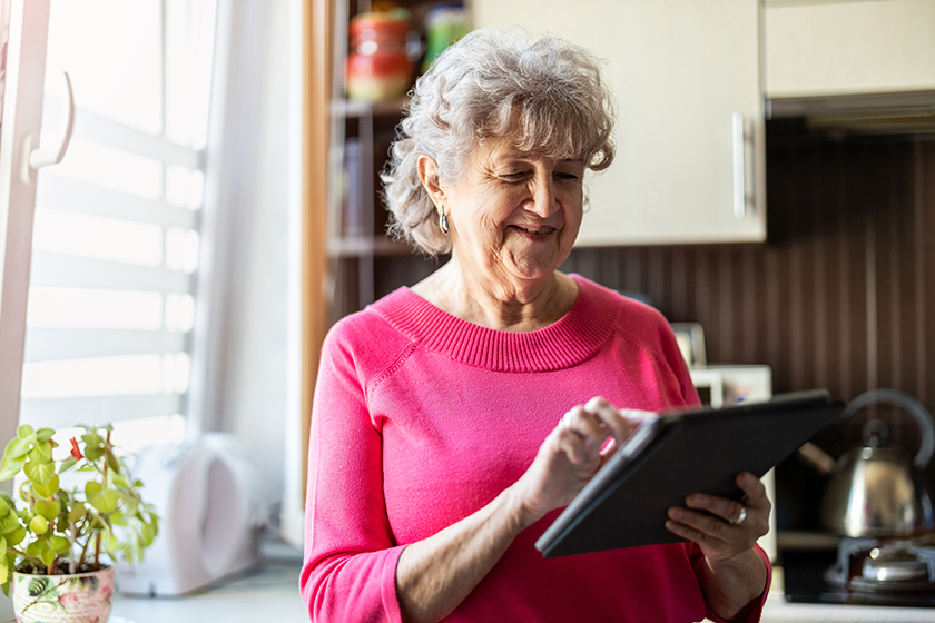 4 Best Apps For Seniors With Dementia To Simplify Everyday Life ...